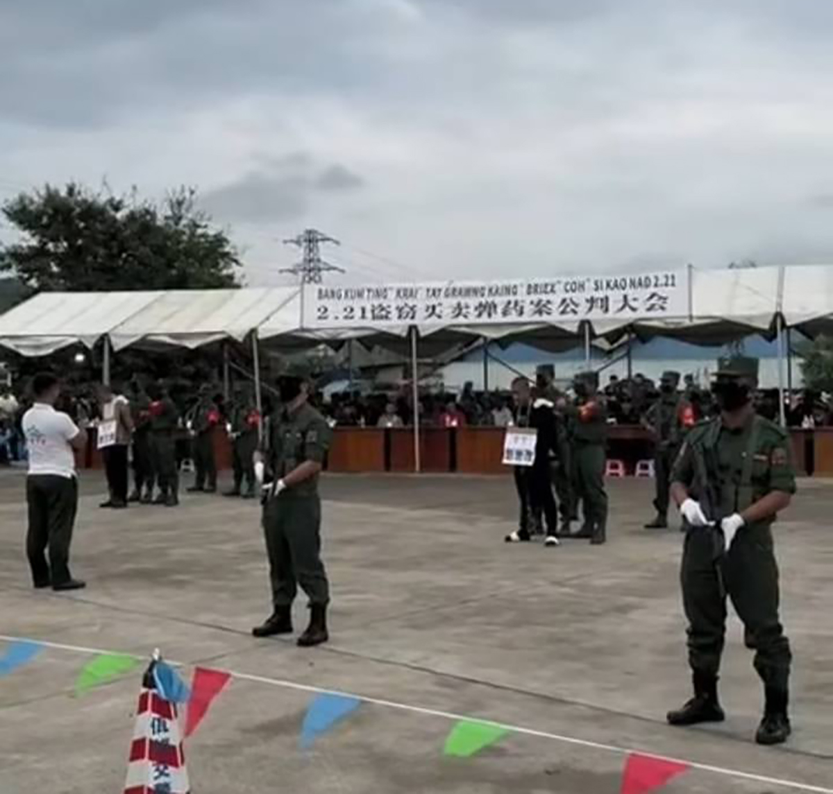 UWSA ပၼ်တၢမ်ႇတၢႆၵူၼ်းသိုၵ်း ၵေႃႉလၵ်ႉဢဝ်ၶိူင်ႈၵွင်ႈၵၢင်ႇၵႂႃႇၶၢႆ - SHAN News